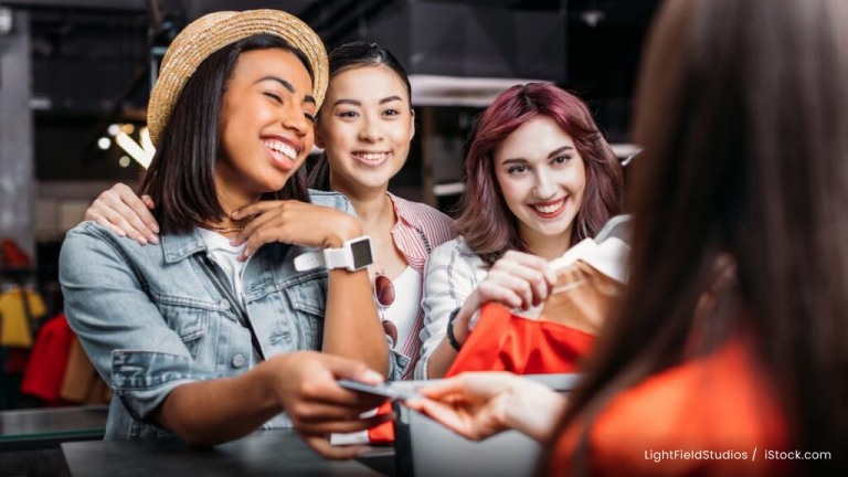 How To Maximize Credit Card Rewards | CardCritics™