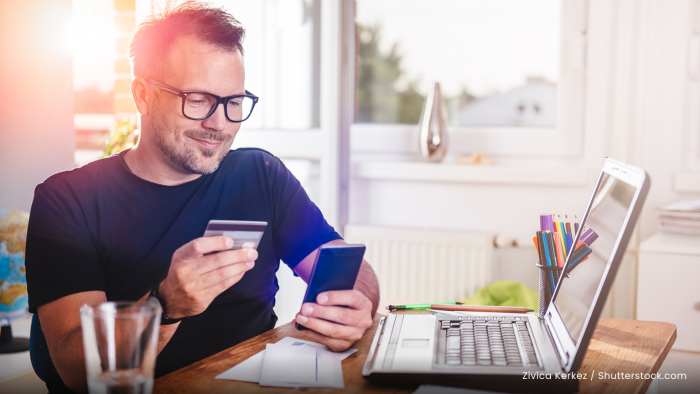 How To Use a Virtual Credit Card | CardCritics™